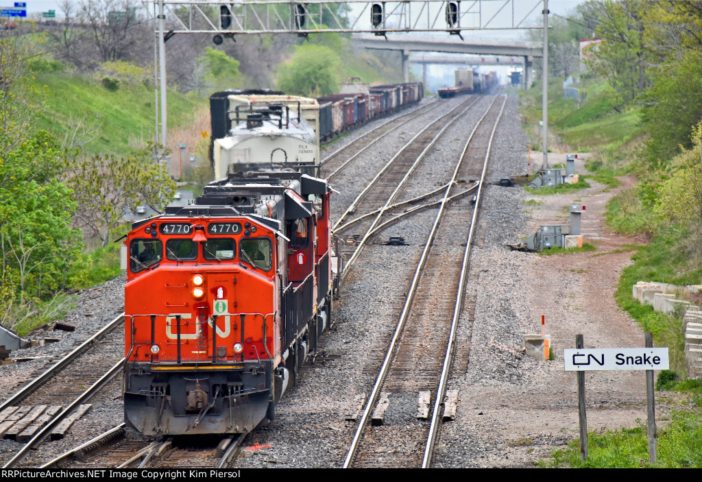 CN 4770 4-Window CN Spec Comfort Cab GP38-2W